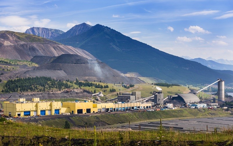 Newcrest rejects Newmont’s bid, B2Gold acquires Sabina, and Suncor ...